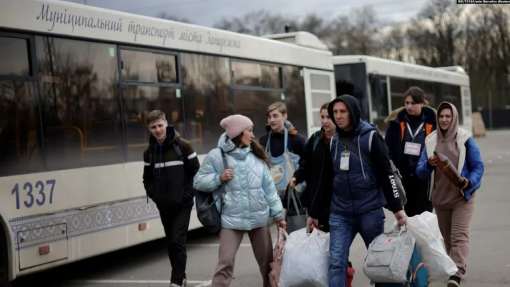 Rreth 5 milionë njerëz të zhvendosur brenda Ukrainës | www.lexo.al