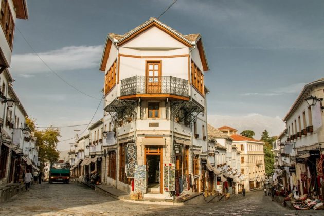 Faqja e njohur britanike: Shqipëria destinacioni ”hot” evropian për ...