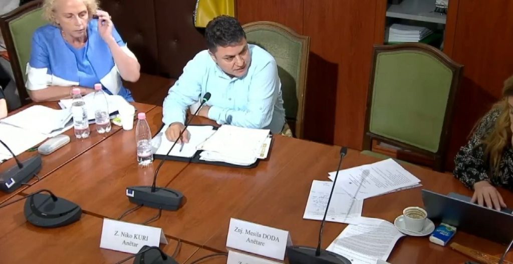 Radioterapia te pacientët me sëmundje malinje, Zv.ministri Hyka: Asnjë ...